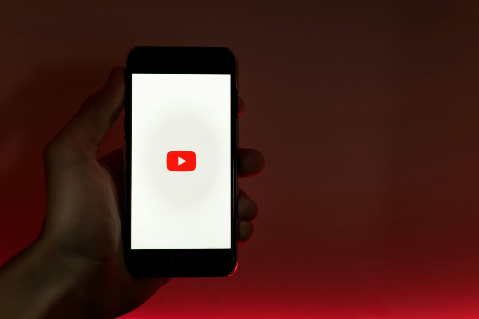 6 Effective Ways to Find Someone on YouTube