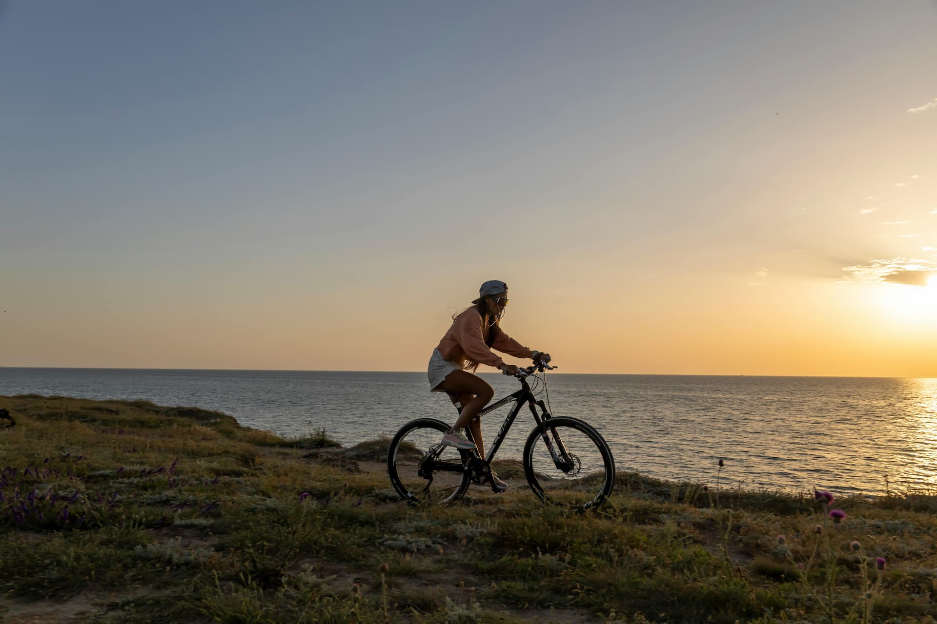 6 Effective Ways to Find Someone’s Interests